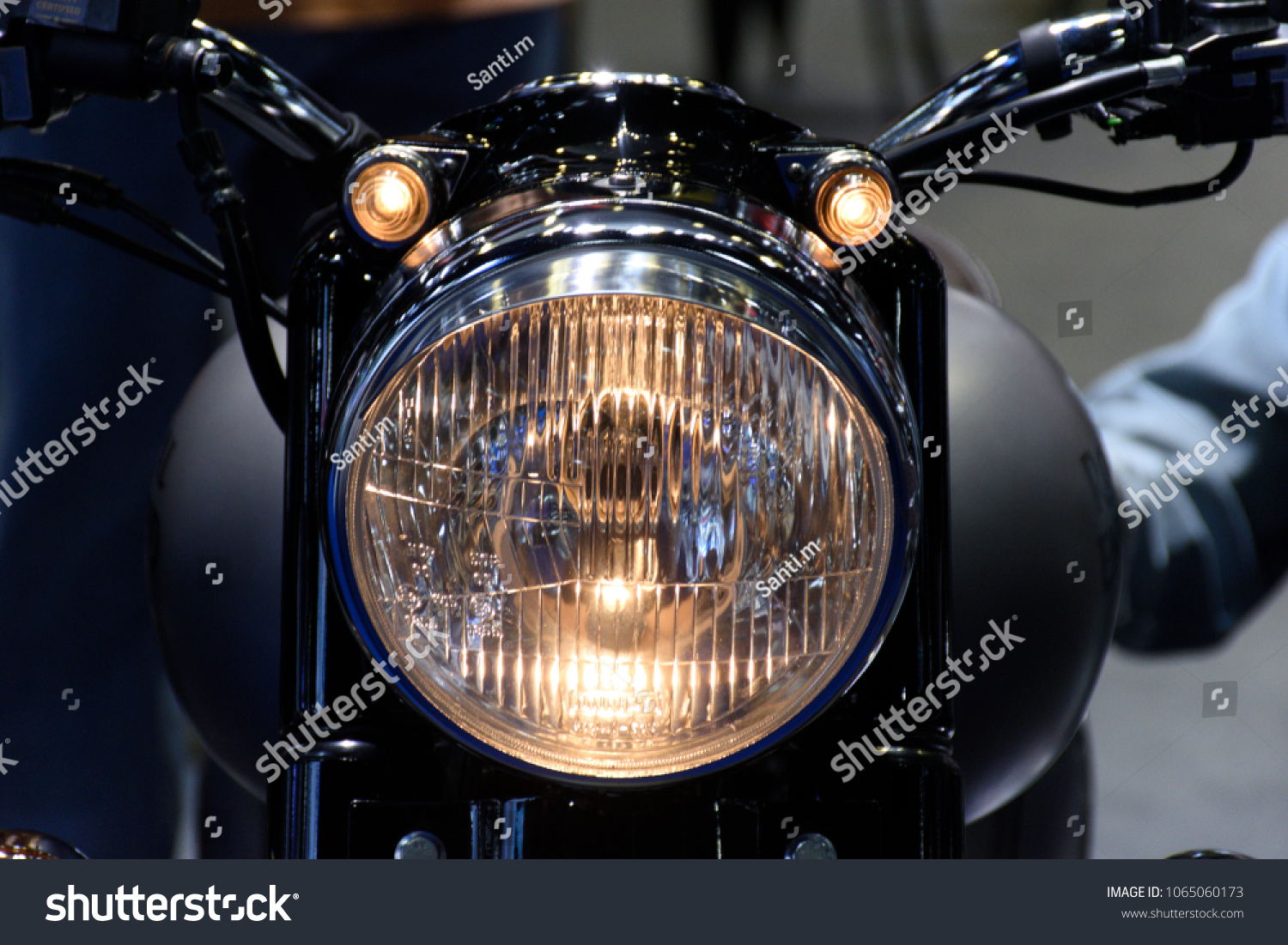vintage classic Motorcycle headlight or head lamp _站酷海洛_正版图片_视频_字体_音乐素材 ...