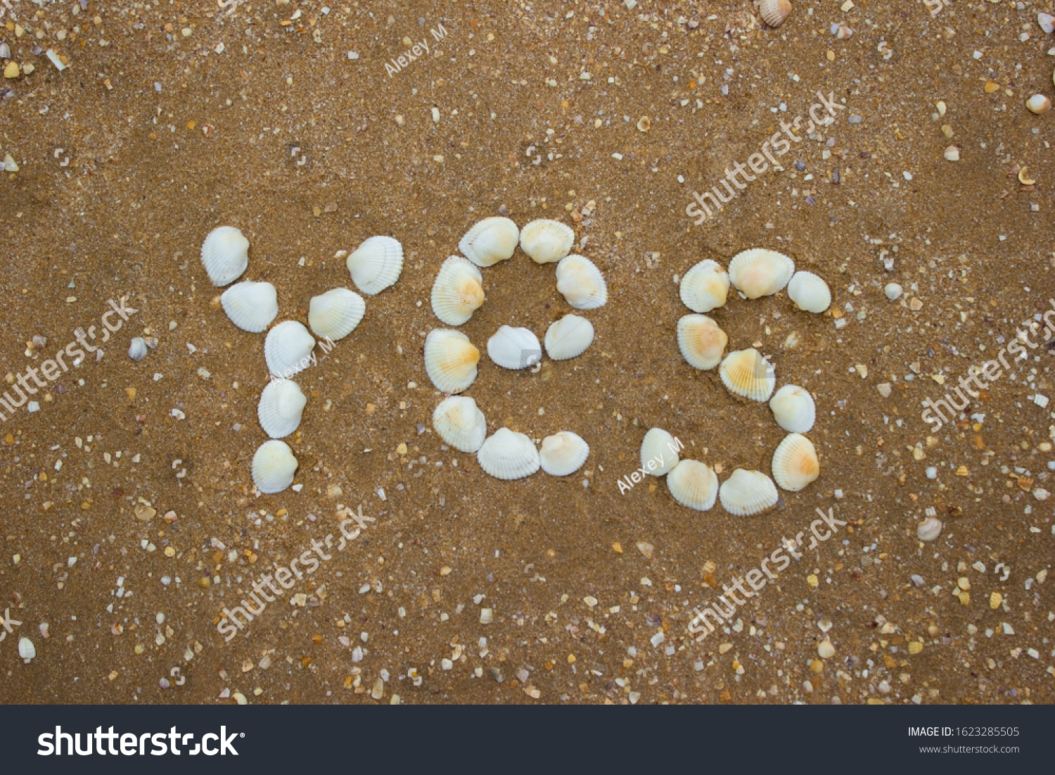 Inscription on the sand from shells - yes camping tourism_站酷海洛_正版图片_视频 ...