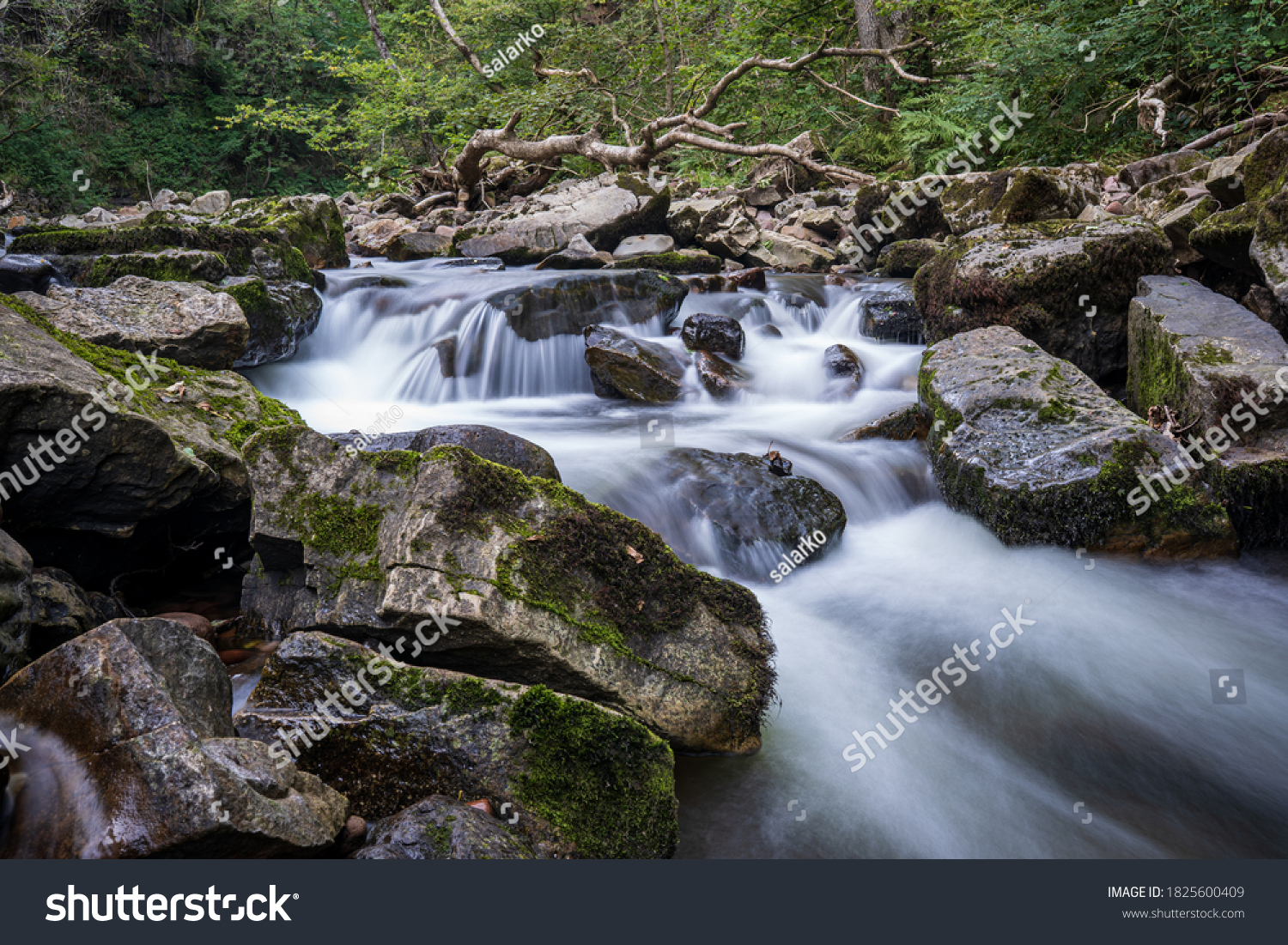 Waterfall Country in Brecon Beacons National Park and Forest Fawr ...
