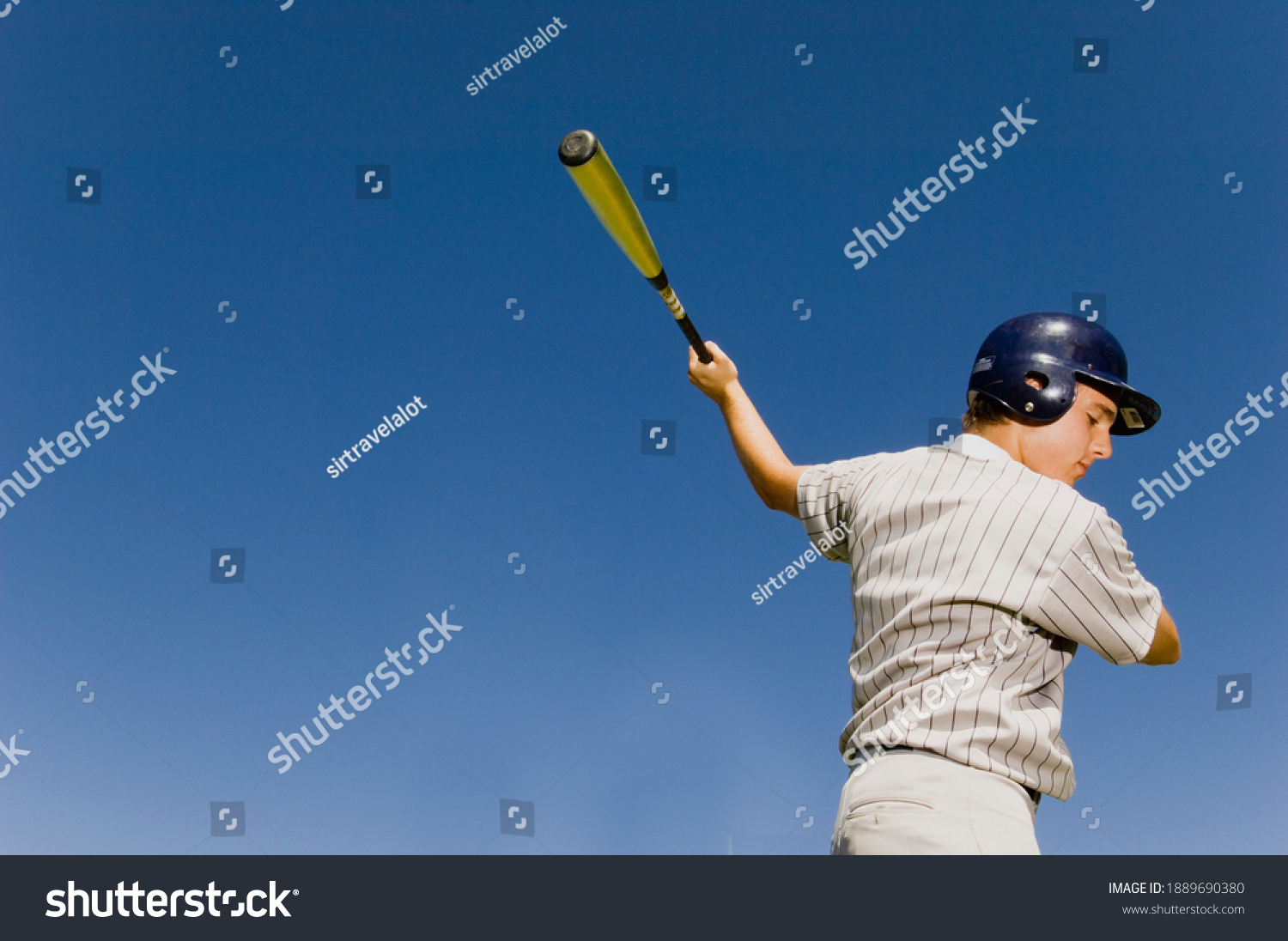 Photo of Batter Warming Up in Baseball Game_站酷海洛_正版图片_视频_字体_音乐素材交易平台_站酷旗下品牌