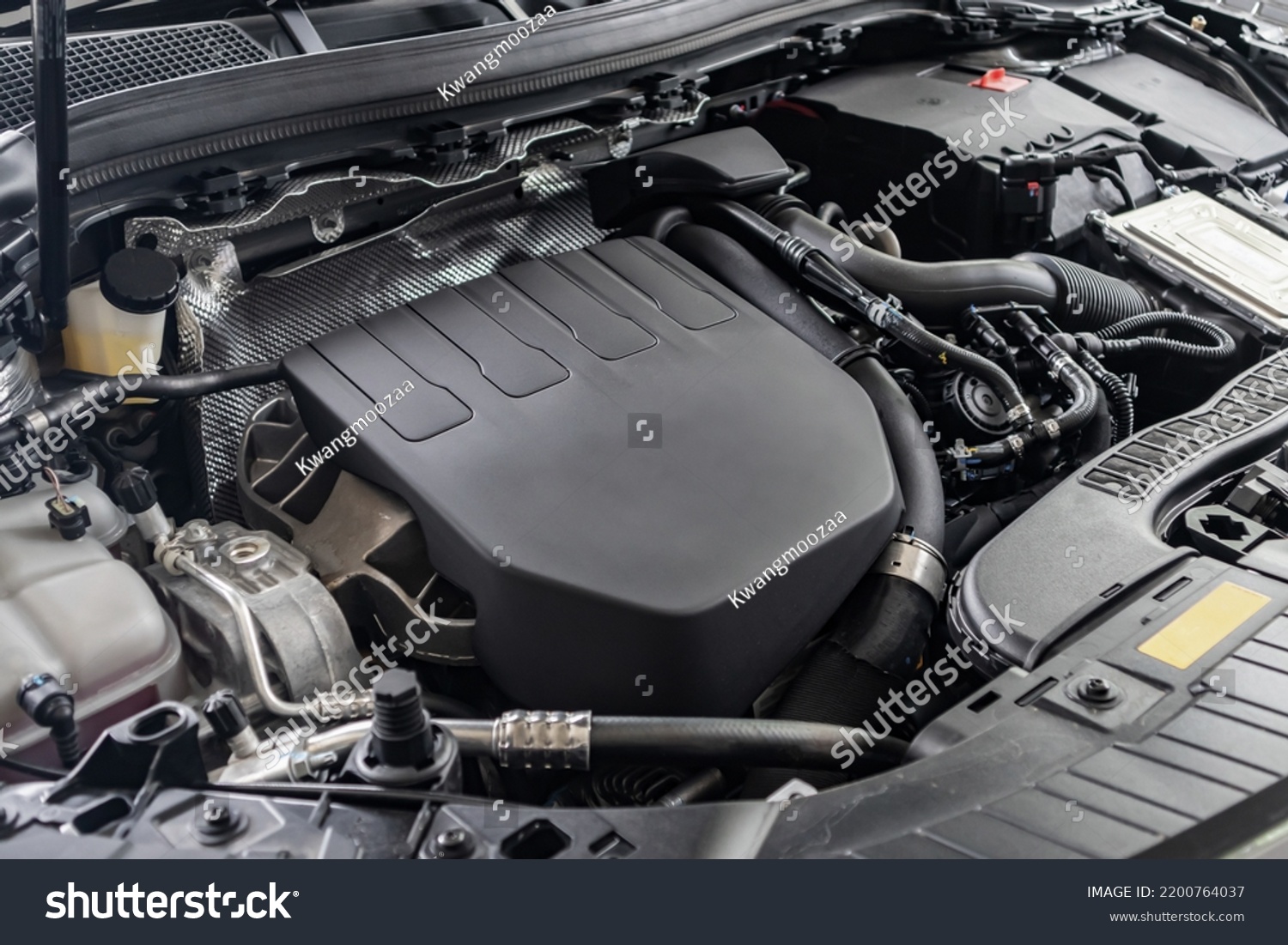 modern car engine under hood close up detail_站酷海洛_正版图片_视频_字体_音乐素材交易平台_站 ...