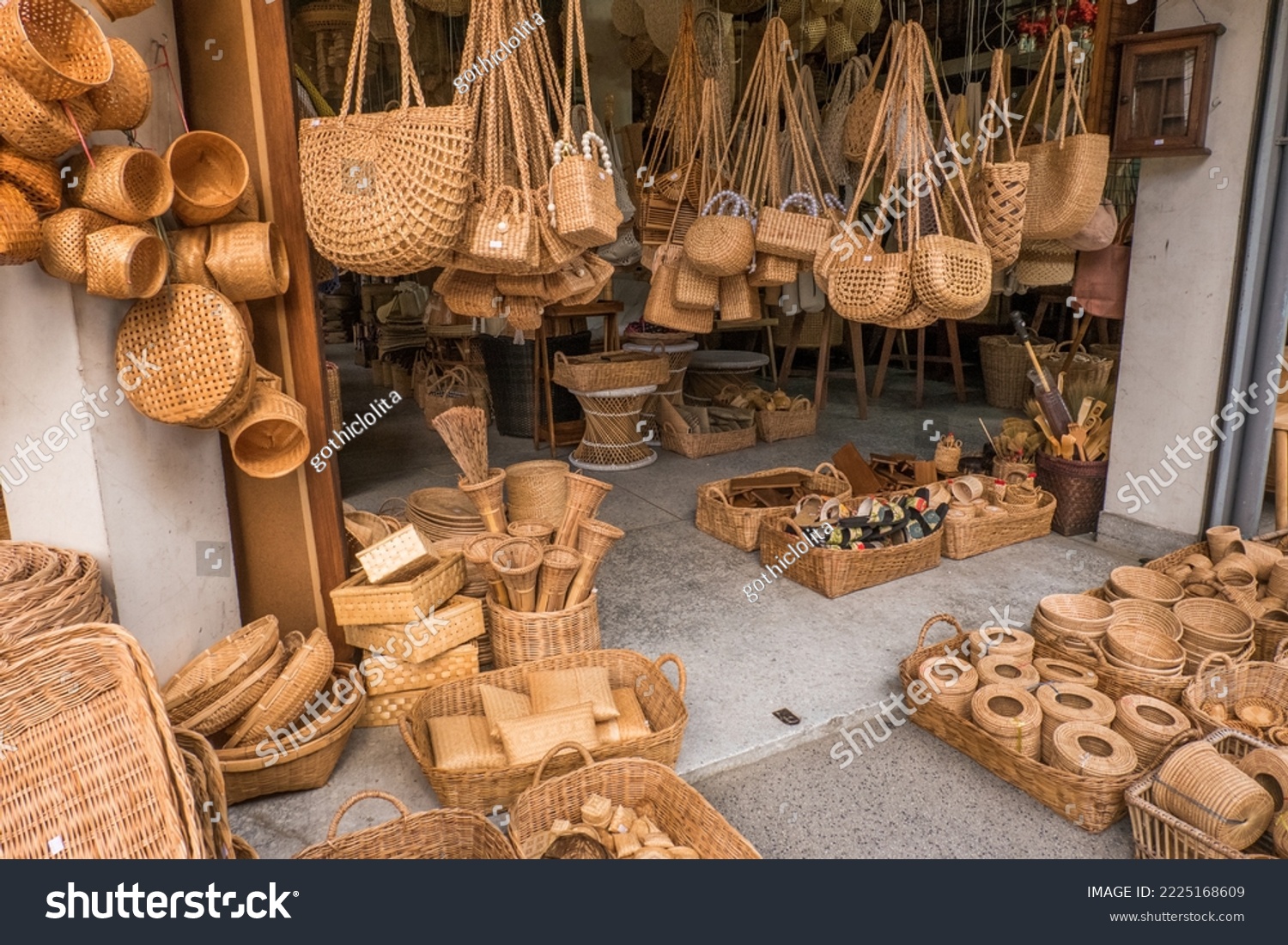 Wicker shop located at street art rattan market._站酷海洛_正版图片_视频_字体_音乐素材交易 ...