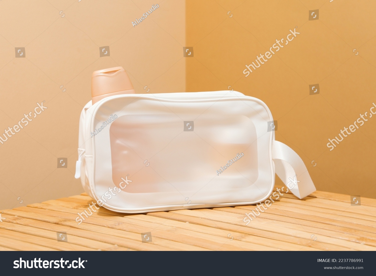 Bath accessories toilet bag for different self care items_站酷海洛_正版图片_视频 ...