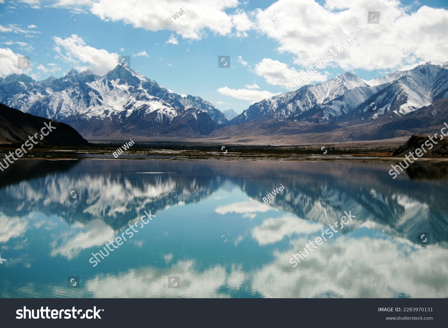 The natural scenery and humanities around Kashgar in southern Xinjiang ...