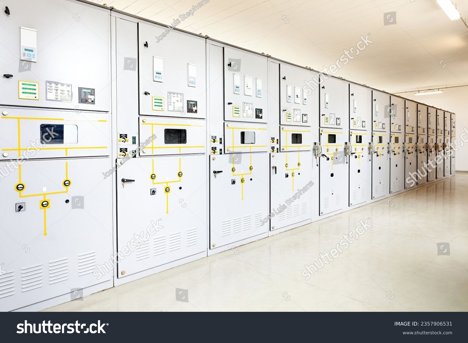 Perspective of an electrical switchgear room_站酷海洛_正版图片_视频_字体_音乐素材交易平台_站 ...
