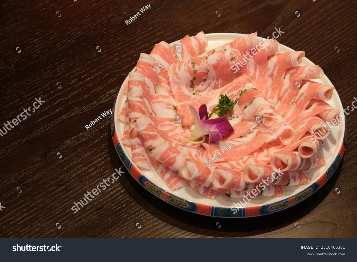 plate of mutton roll lamb roll on table_站酷海洛_正版图片_视频_字体_音乐素材交易平台_站酷旗下品牌