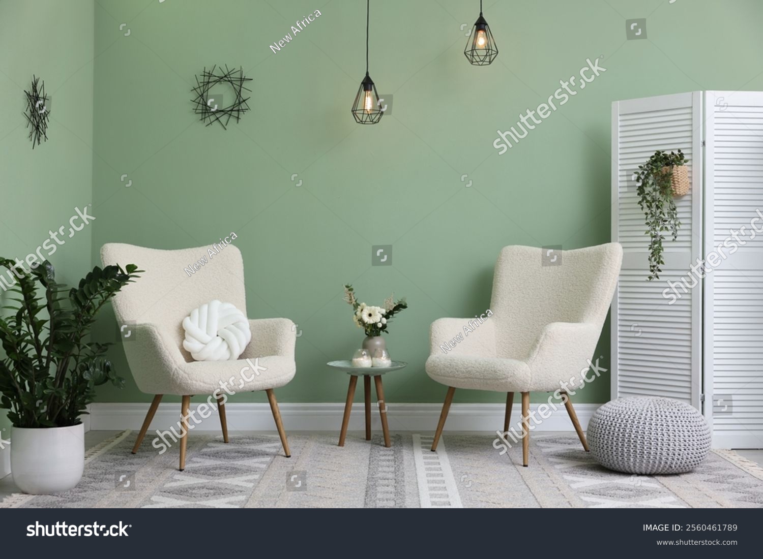 Soft armchairs side table and folding screen in room_站酷海洛_正版图片_视频_字体_音乐素材交易平台_站酷旗下品牌