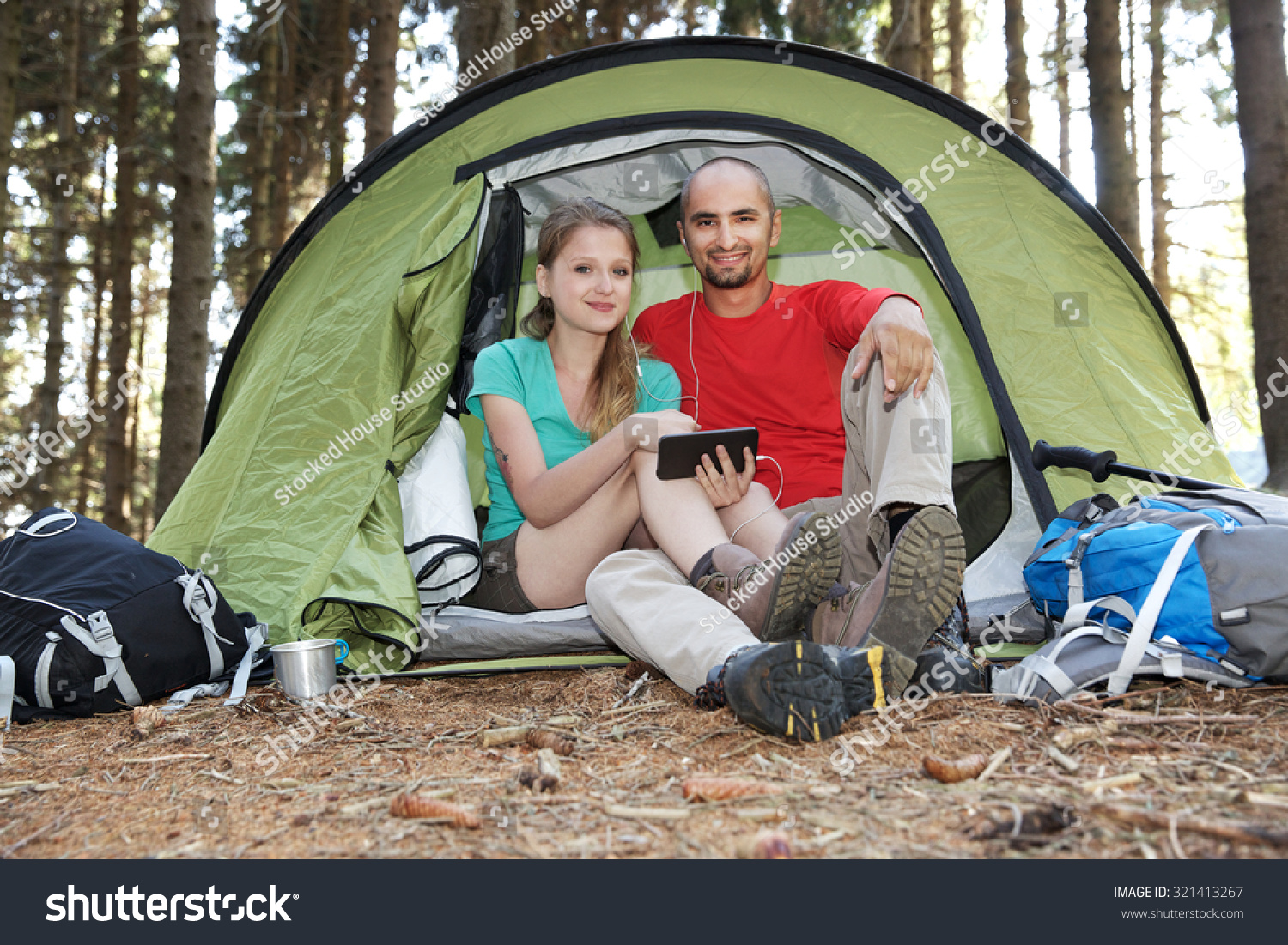 camping_站酷海洛_正版图片_视频_字体_音乐素材交易平台_站酷旗下品牌
