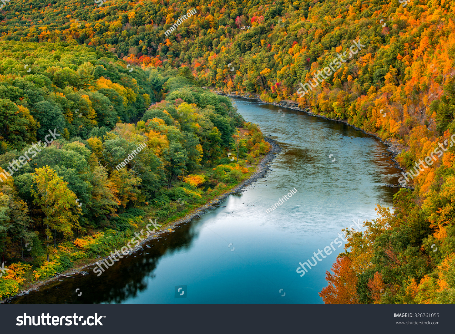 Upper Delaware river bends through a colorful autumn forest in Hawk's ...