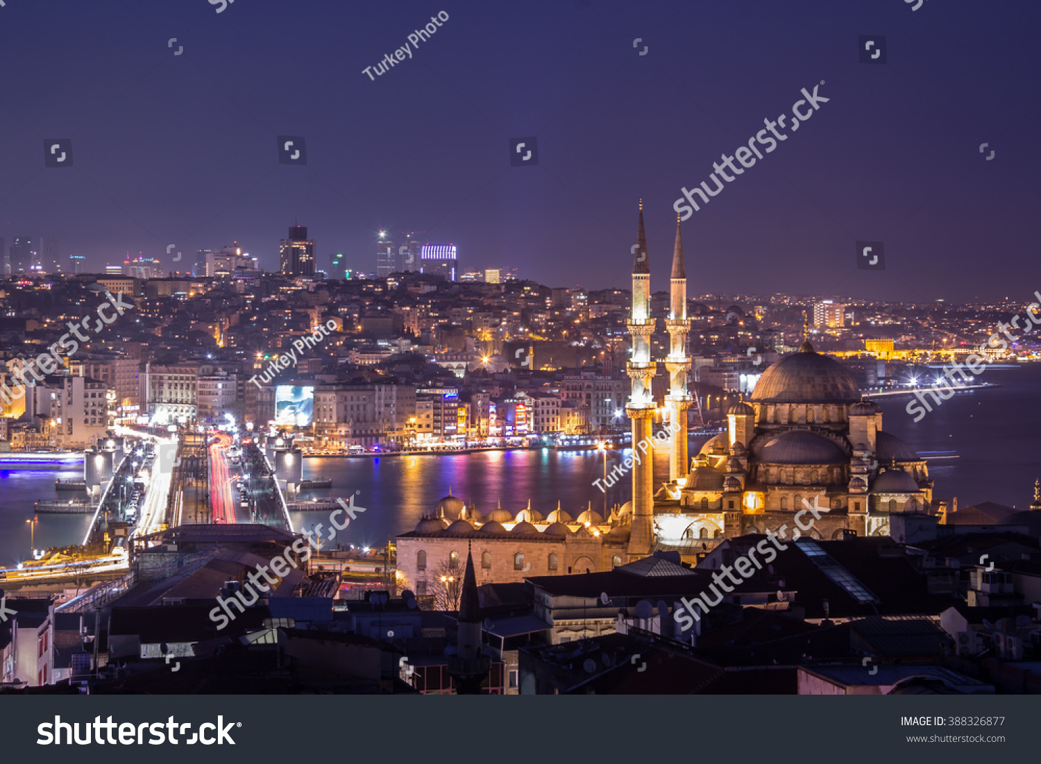 Yeni Cami Mosque The New Mosque and Galata Bridge at night in Istanbul ...