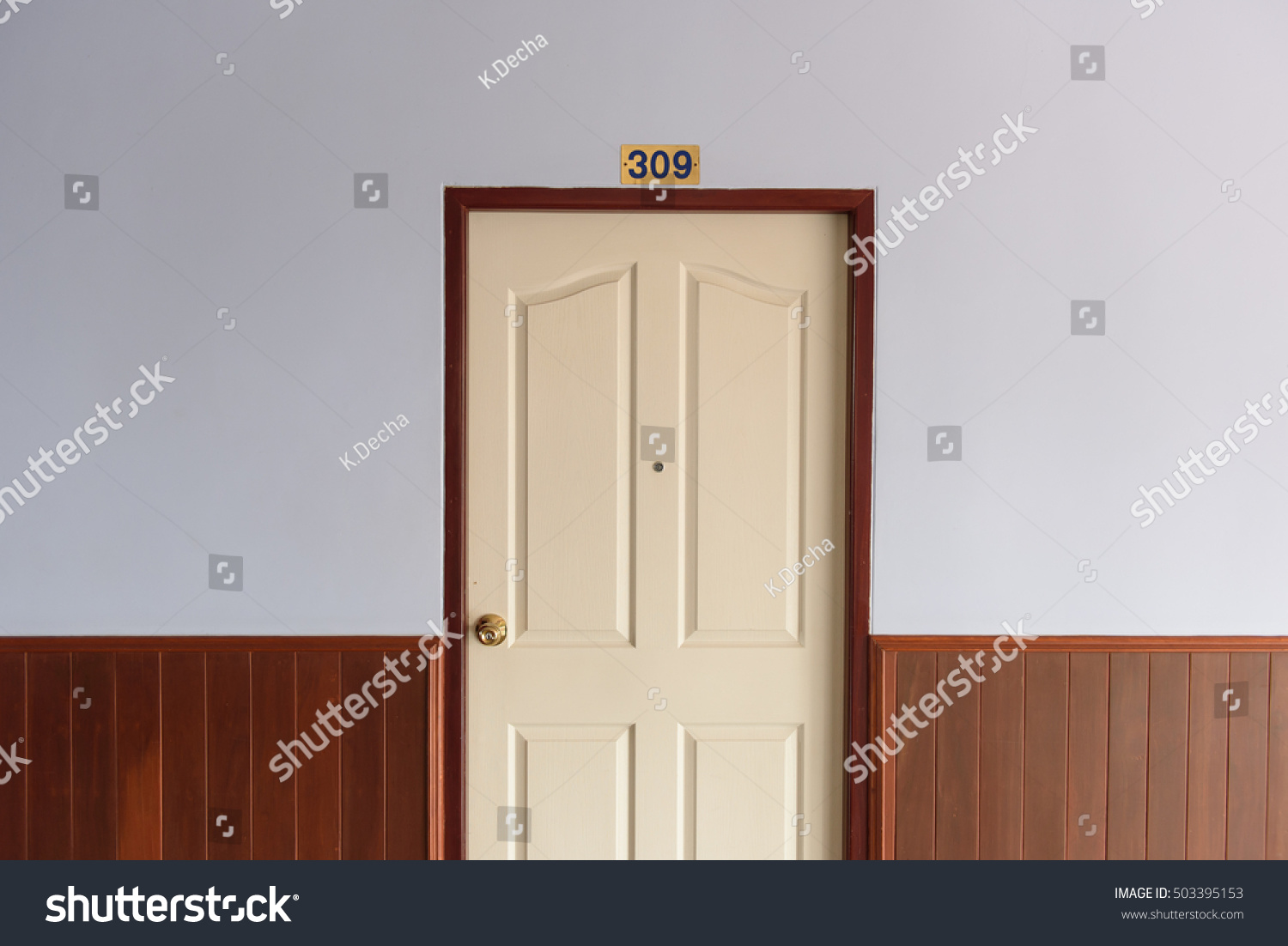 The door of room _站酷海洛_正版图片_视频_字体_音乐素材交易平台_站酷旗下品牌