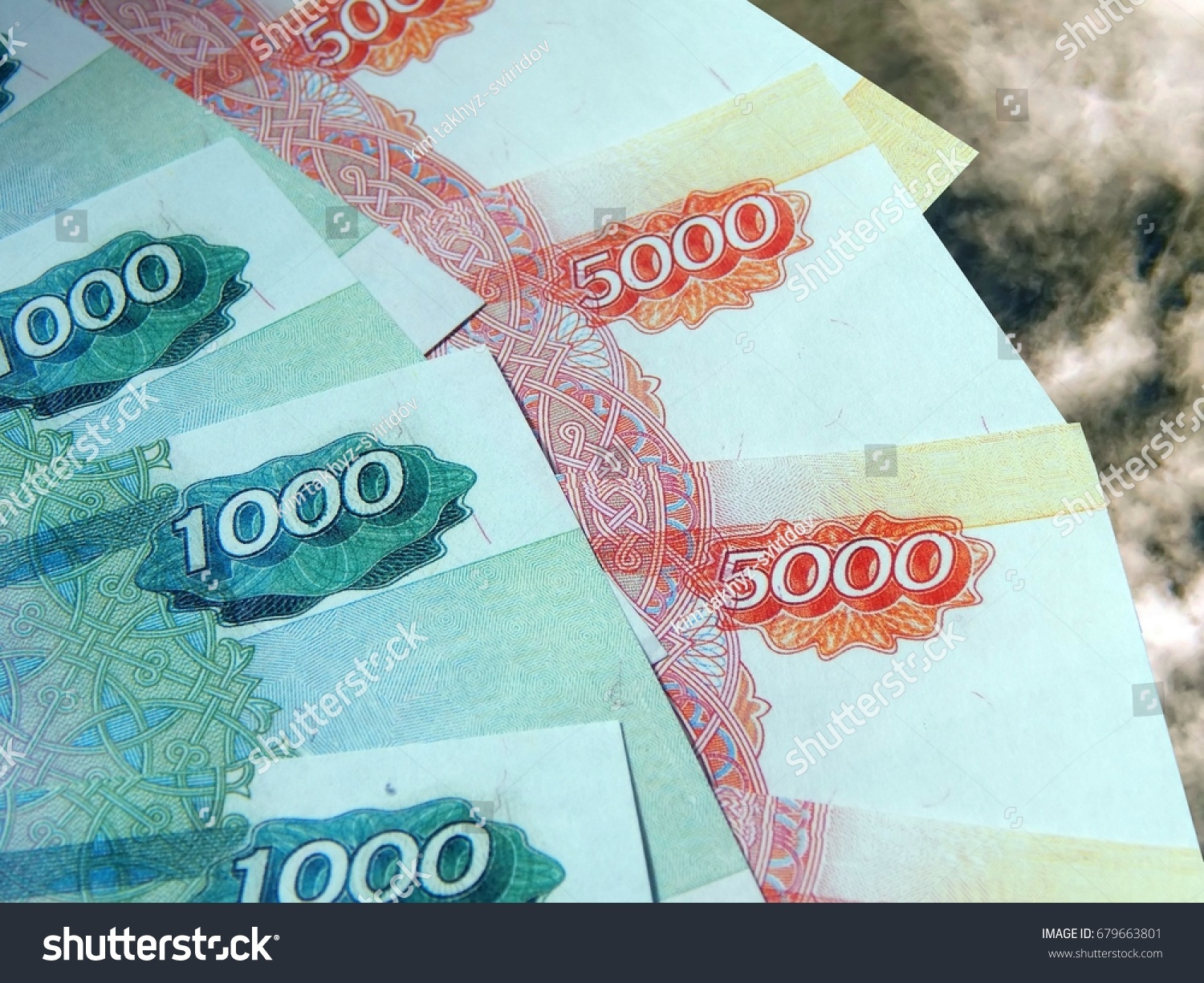 Russian money with a face value of 5000 rubles close-up_站酷海洛_正版图片_视频_字体 ...
