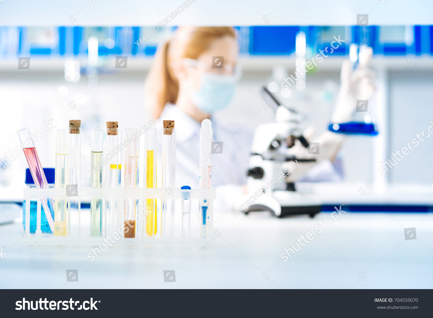 Focused photo of colorful tubes that standing on support_站酷海洛_正版图片_视频 ...