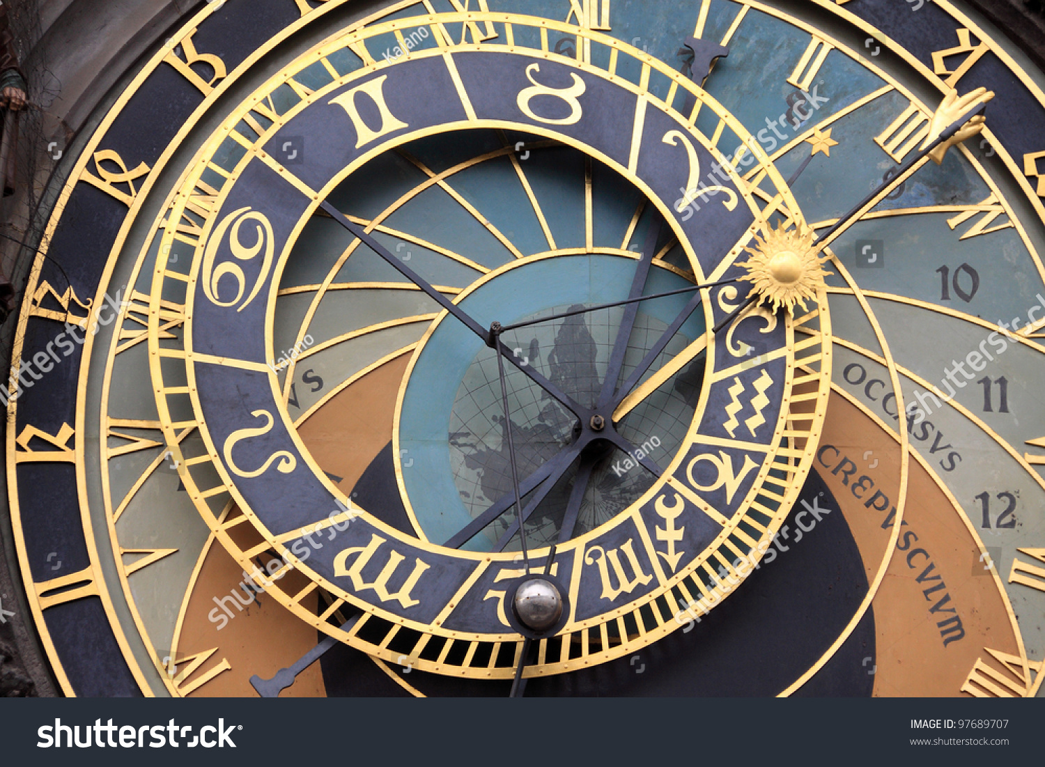 Historical astronomical Clock in Prague on Old Town Hall_站酷海洛_正版图片_视频_字体_音乐素材交易平台_站酷旗下品牌