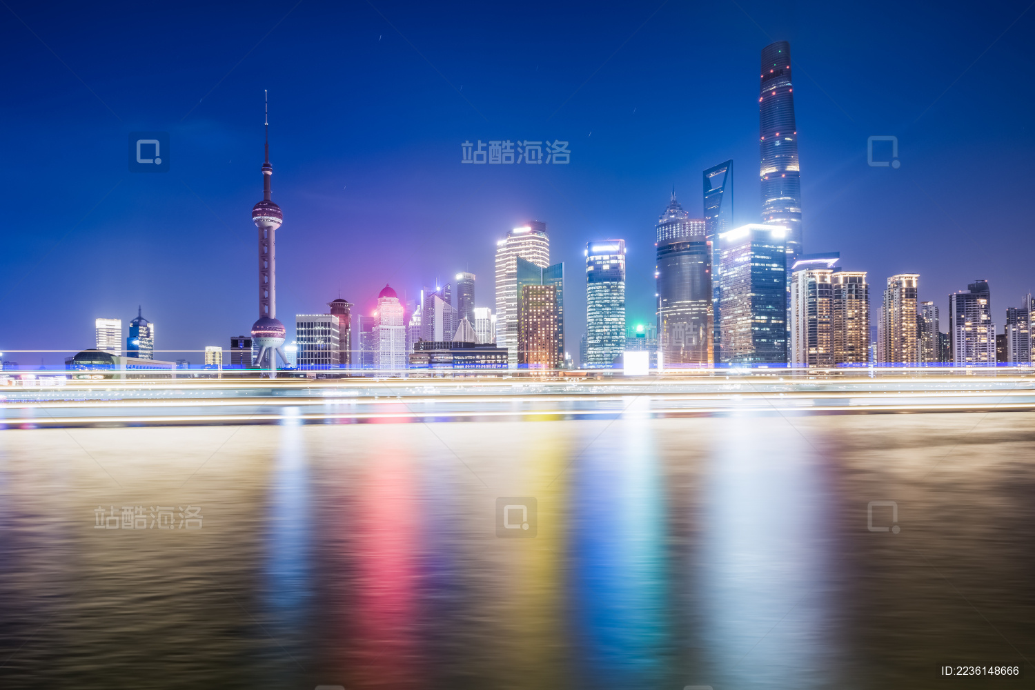 美丽的上海陆家嘴城市天际线_站酷海洛_正版图片_视频_字体_音乐素材交易平台_站酷旗下品牌