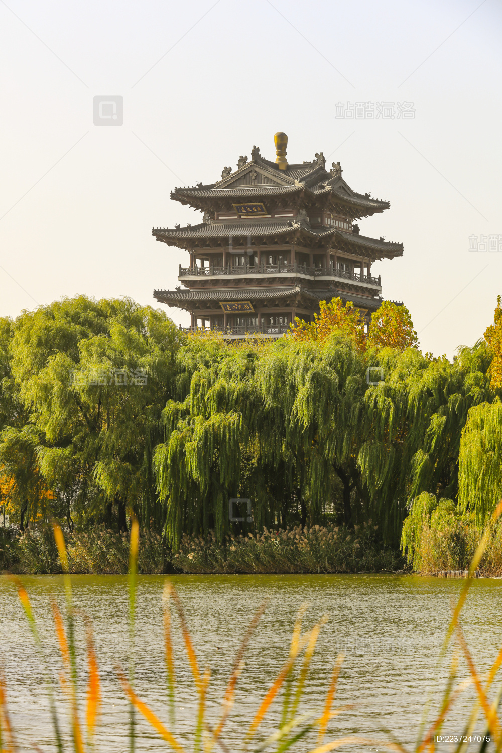 山东省济南市大明湖公园超然楼_站酷海洛_正版图片_视频_字体_音乐素材交易平台_站酷旗下品牌