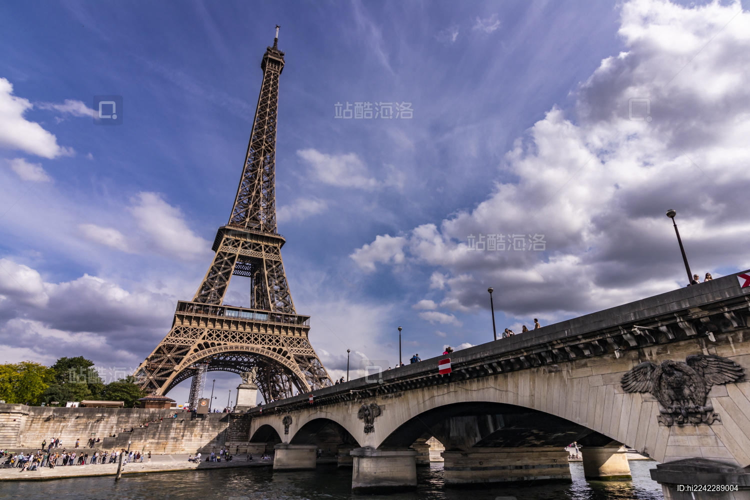 巴黎塞纳河埃菲尔铁塔巴黎圣母院_站酷海洛_正版图片_视频_字体_音乐素材交易平台_站酷旗下品牌